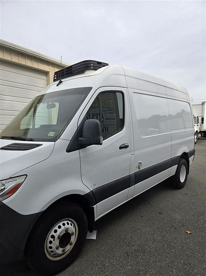2019 FREIGHTLINER SPRINTER SPRINTER 3500 For Sale | Refrigerated Van ...