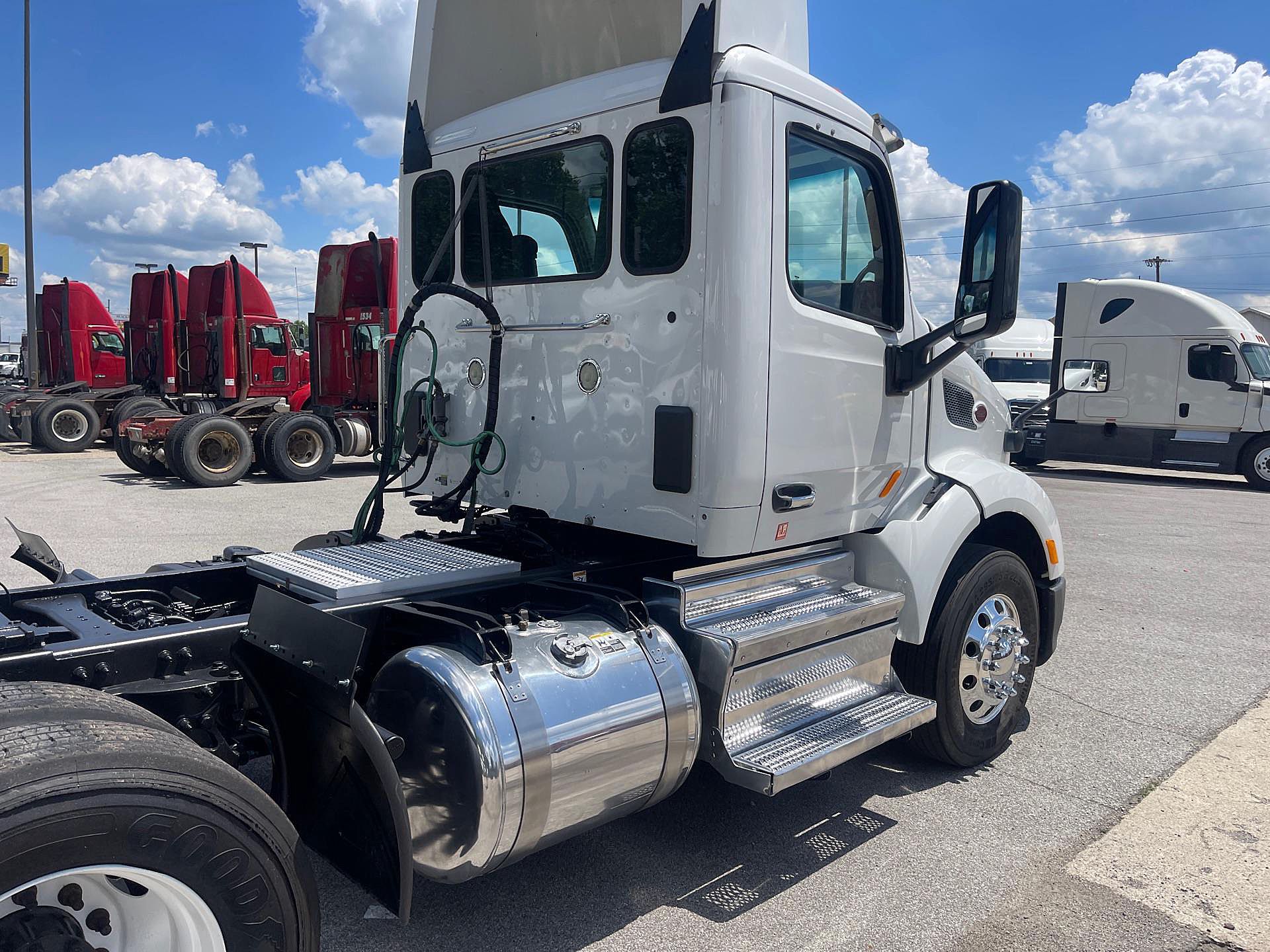 2019 Peterbilt 579 For Sale | Day Cab | #24028