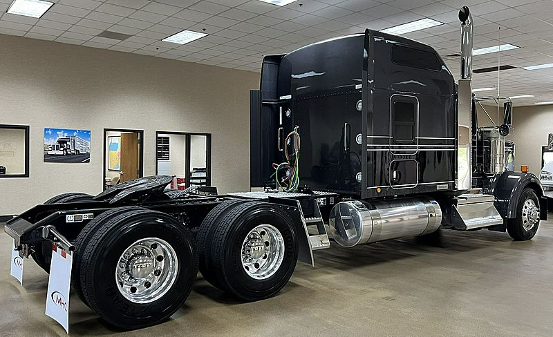 2026 Kenworth W900L For Sale | 86" Sleeper | #0598922