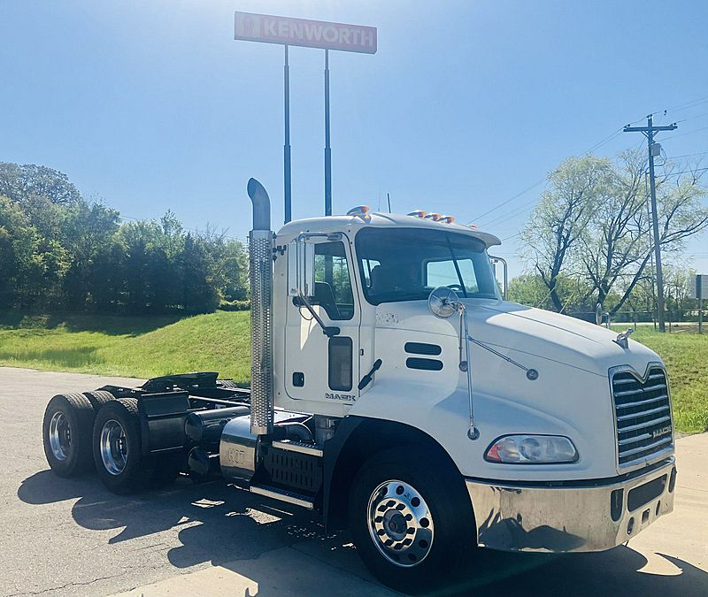 2014 Mack Pinnacle CHU613 For Sale | Day Cab | # TA-49972