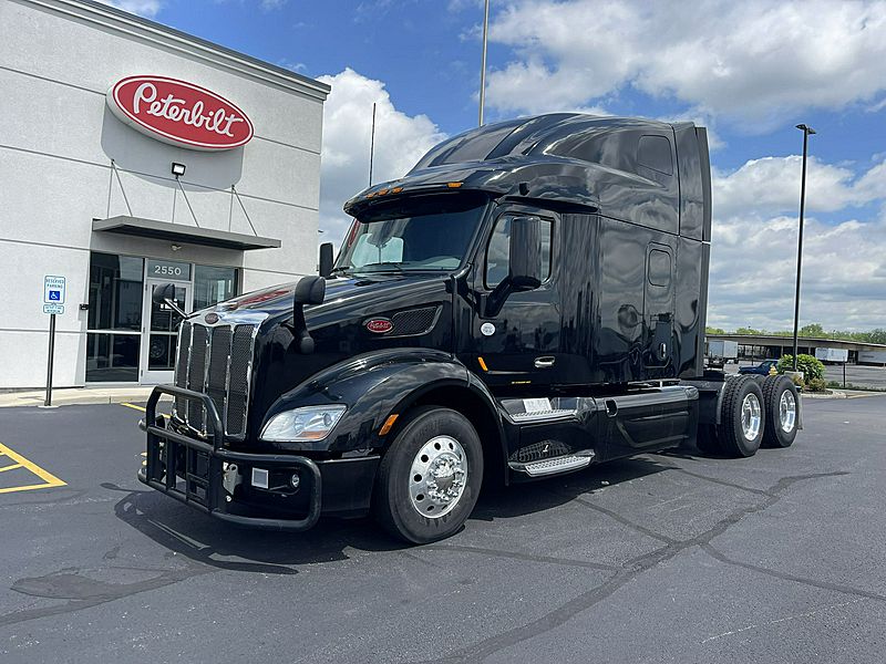 2020 Peterbilt 579 For Sale | 80" Sleeper | #D669480