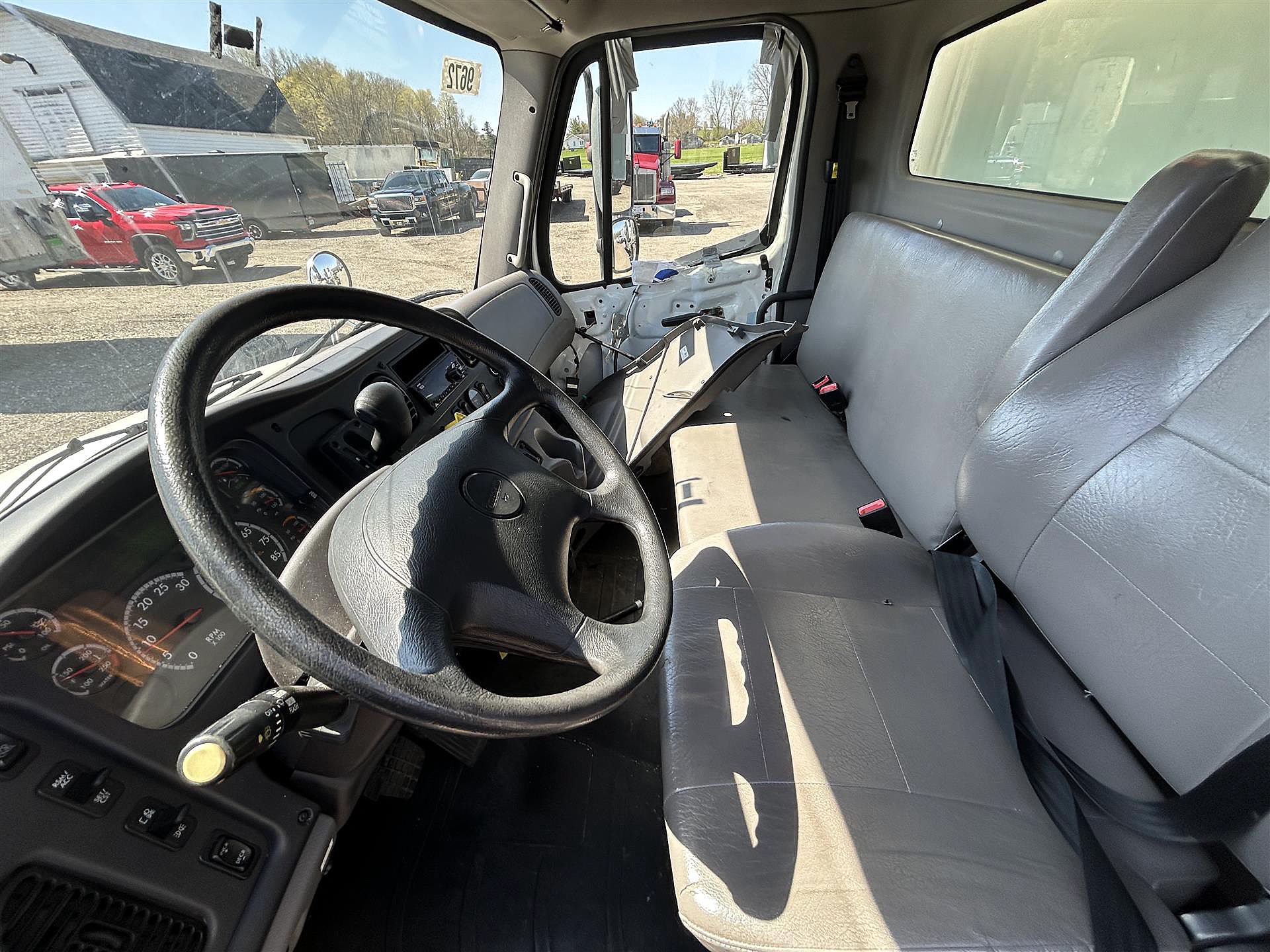 2019 Freightliner M2 For Sale | 24' | #9672