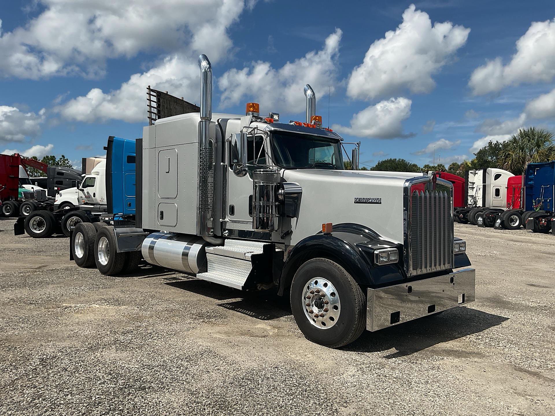 2022 Kenworth W9 Series For Sale | Sleeper Truck | #3854