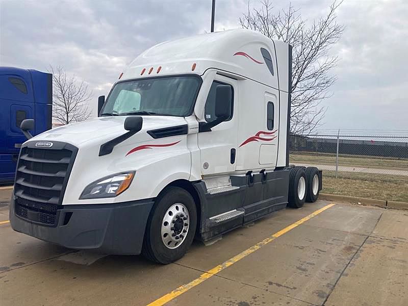 2022 Freightliner Cascadia 126 For Sale | 72" Sleeper | #269862