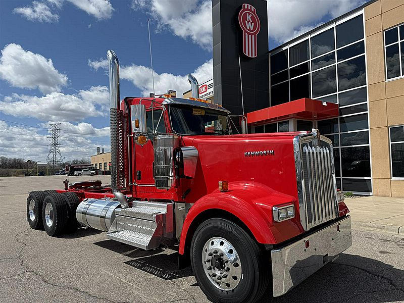 2026 Kenworth W900L For Sale | Day Cab | #TR193985