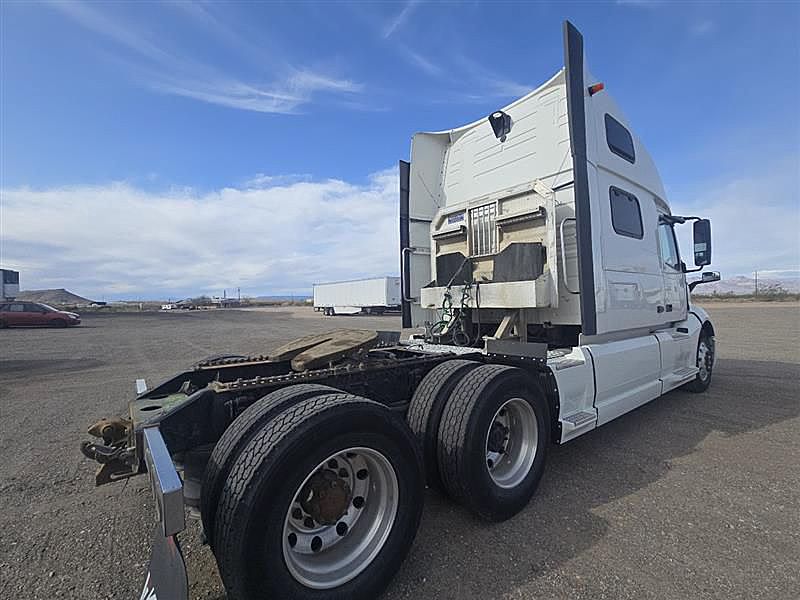 2020 Volvo VNL 860 For Sale | 80" Sleeper | #269880