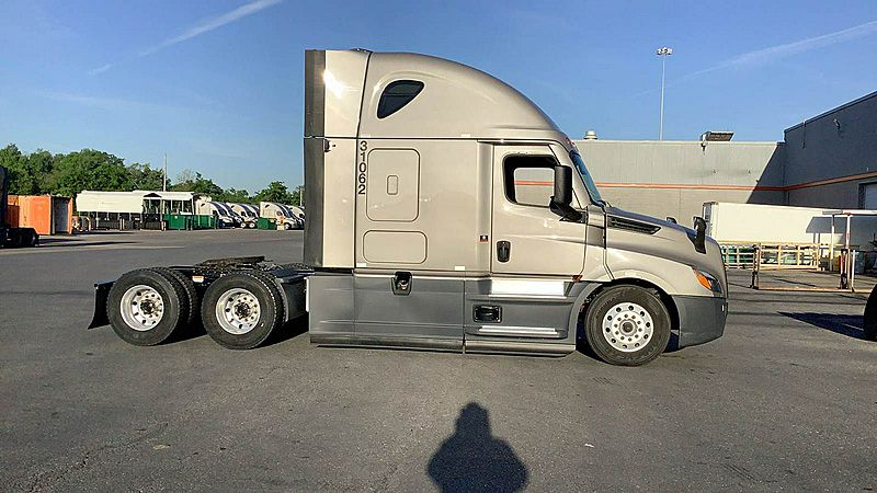 2024 Freightliner Cascadia For Sale | 72" Sleeper | #31062
