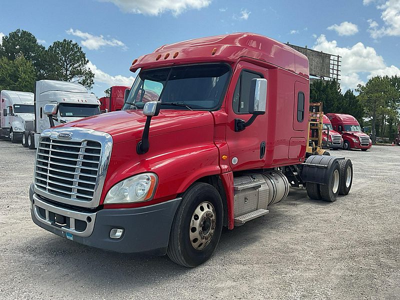2018 Freightliner Cascadia For Sale | 70" Sleeper | #3663