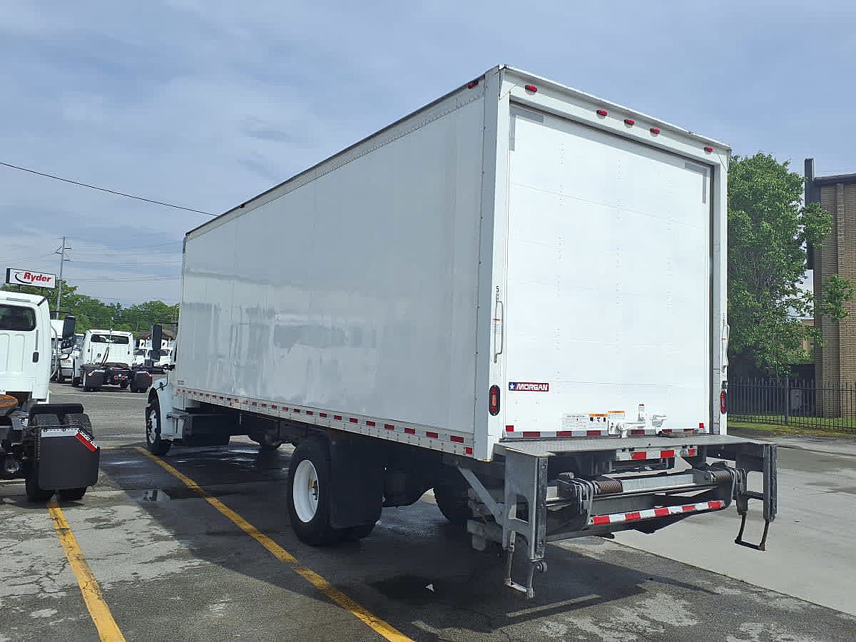 2019 Freightliner M2 106 For Sale | 26' Box | #820683