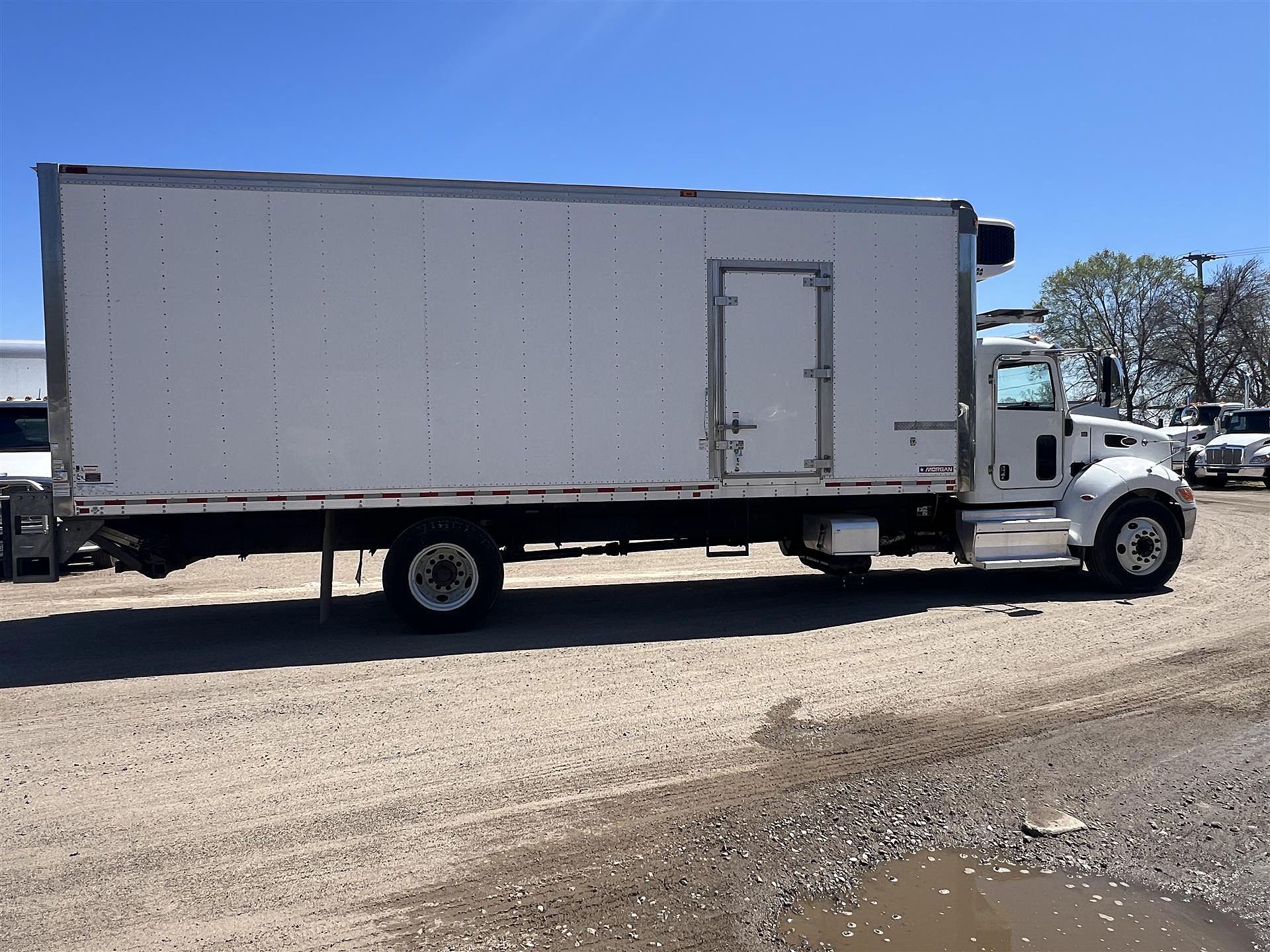 2021 Peterbilt 337 For Sale | 26' | #33N741638