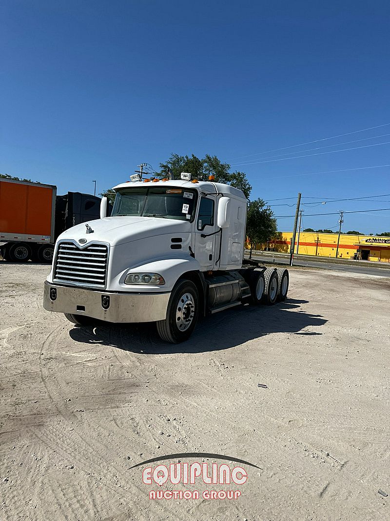 Mack CL733 Sleeper Trucks For Sale (New & Used)
