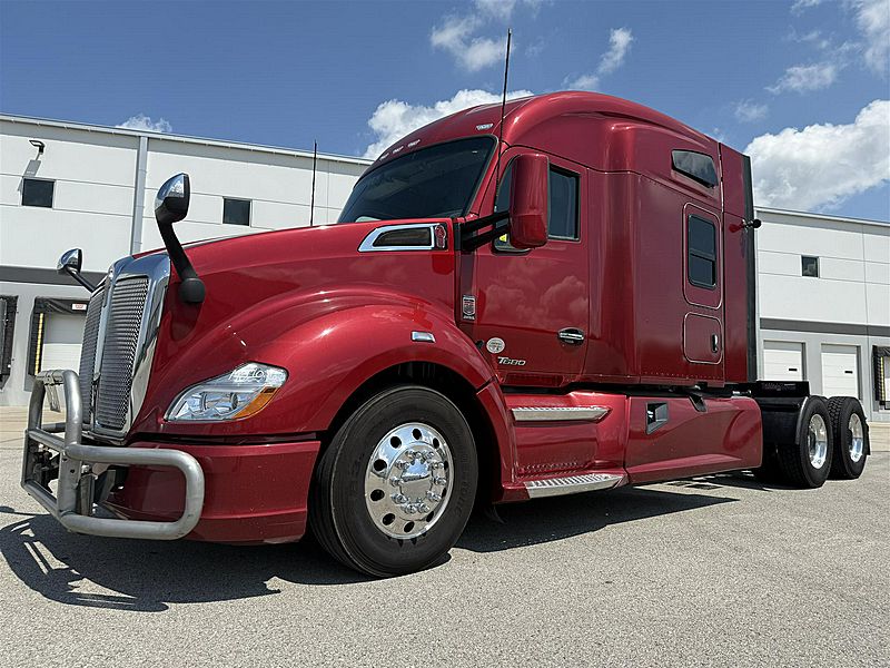 2021 Kenworth T680 For Sale | Mid Roof Sleeper | #MO10262