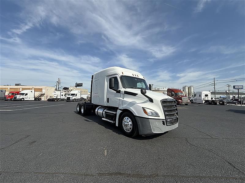 Freightliner Cascadia Evolution Trucks For Sale | 1000+ Available