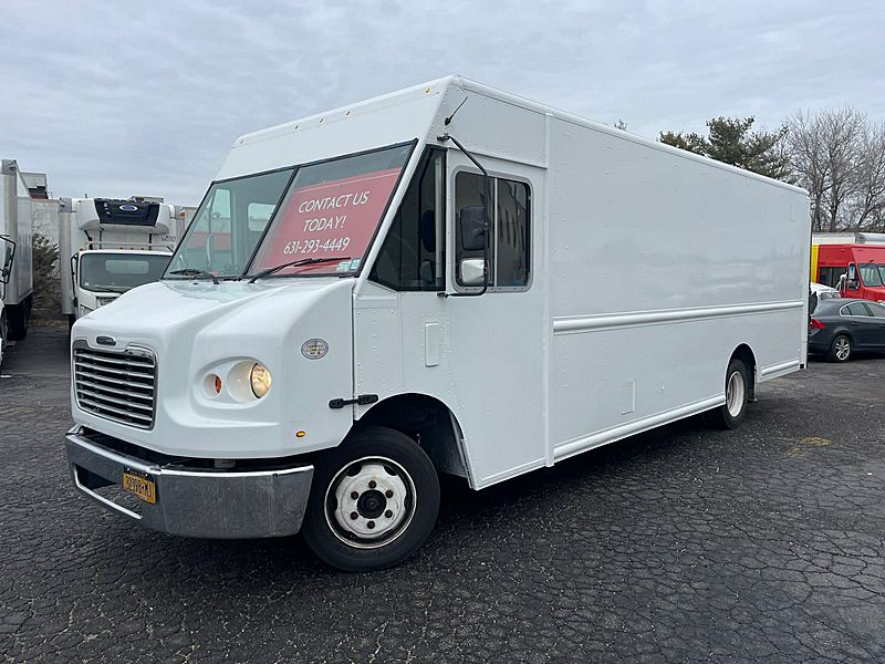 2017 Freightliner MT45 For Sale | 20' Box | #670098