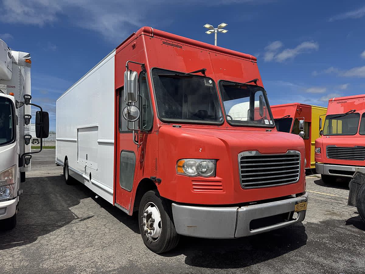 2017 Freightliner MT55 For Sale | 24' Box | #664885