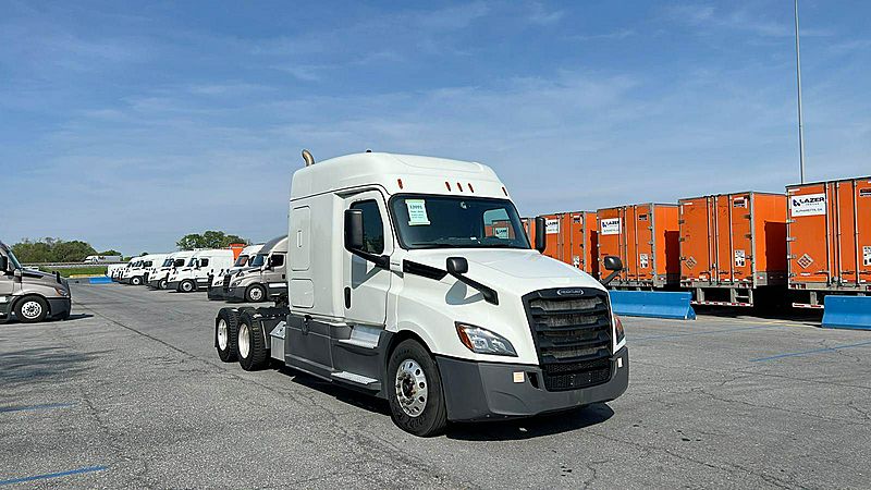 2020 Freightliner Cascadia For Sale | 72" Sleeper | #12091