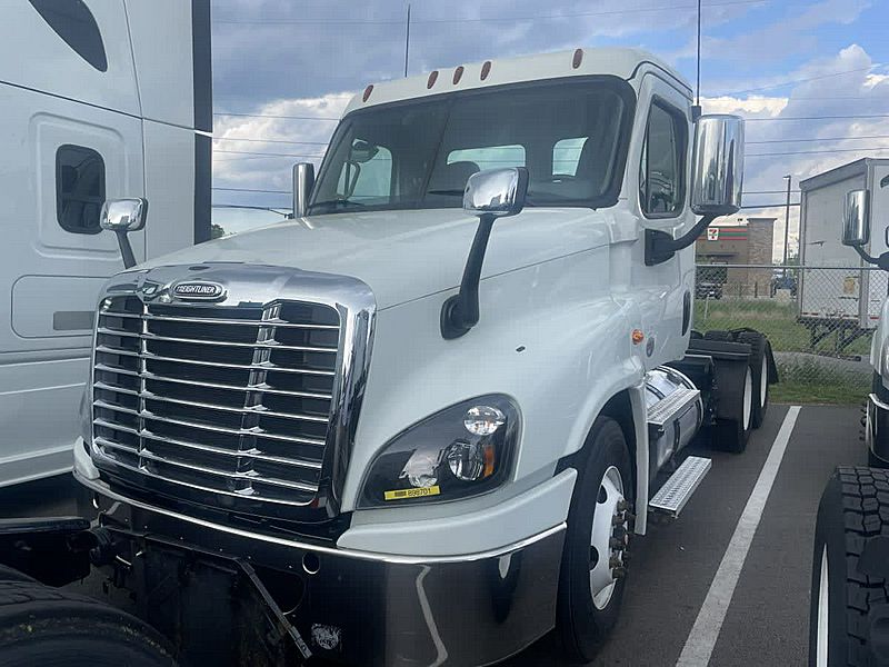 2020 Freightliner CASCADIA 125 For Sale | Day Cab | #898701