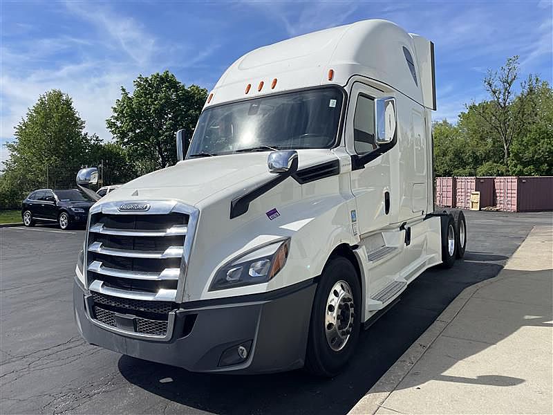 2020 Freightliner Cascadia 126 For Sale | 72" Sleeper | #270118
