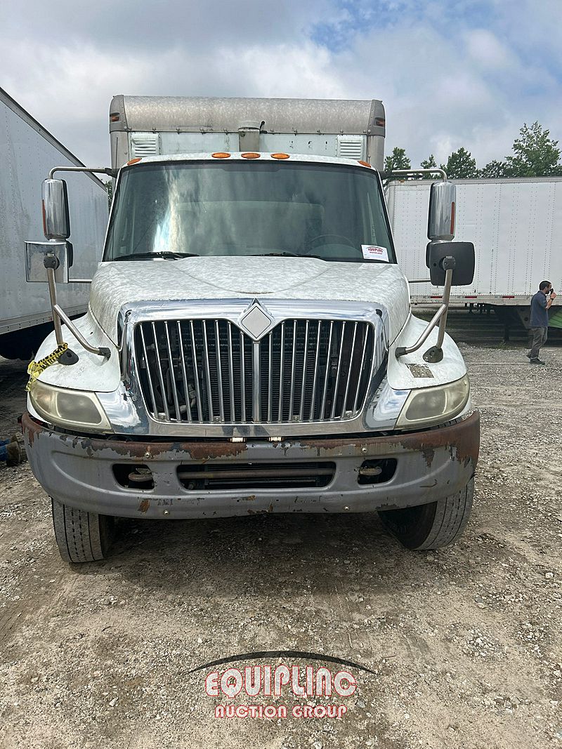 2005 International DuraStar 4400 For Sale | 24' Box | # JJ7H526885