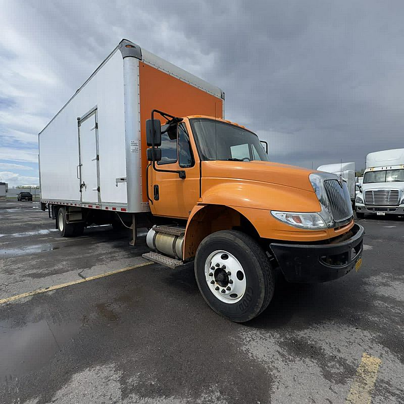 2019 International DuraStar 4300 For Sale | 26' Box | #781965