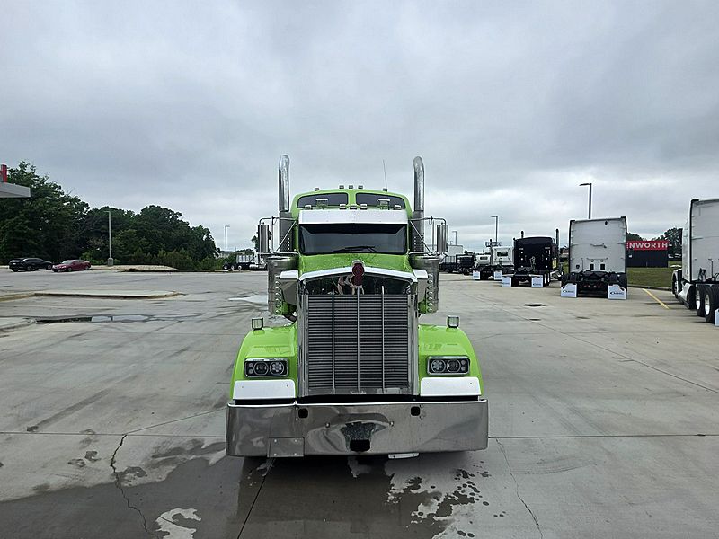 2021 Kenworth W900L For Sale | 86" Sleeper | #0601829