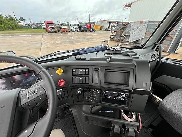 2025 Volvo VNL For Sale | Day Cab | #1300023