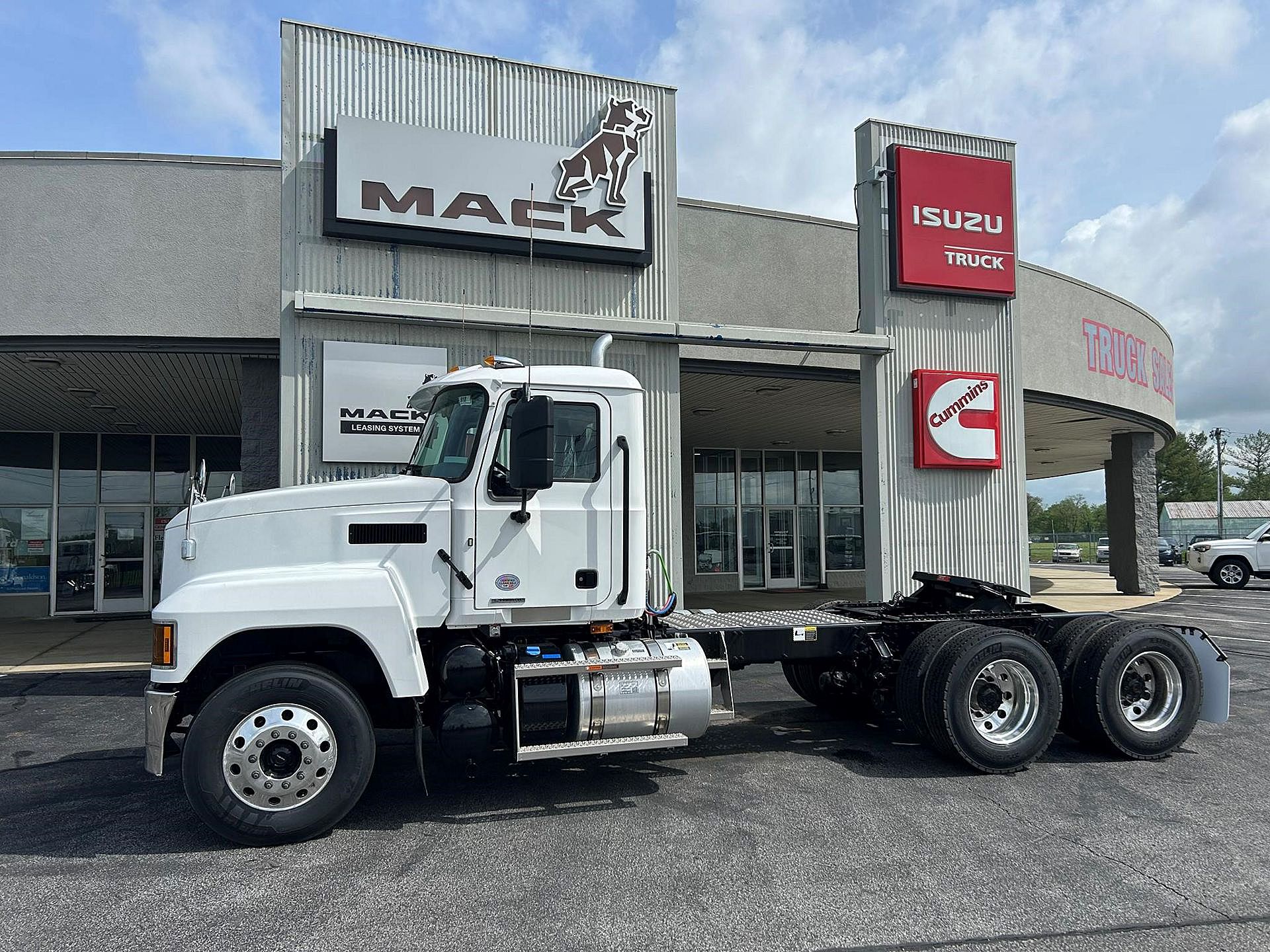 2025 Mack PINNACLE 64T For Sale | Day Cab | #1219626