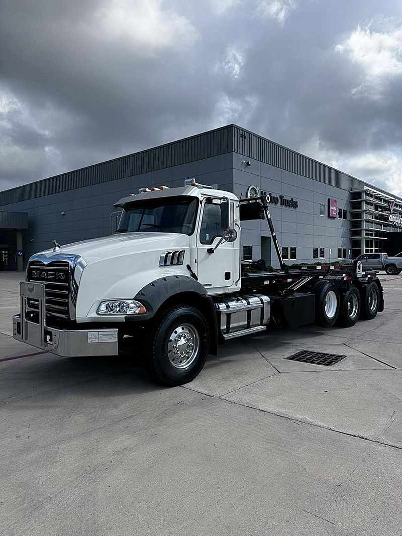 2002 Mack Roll-Offs For Sale (New & Used)