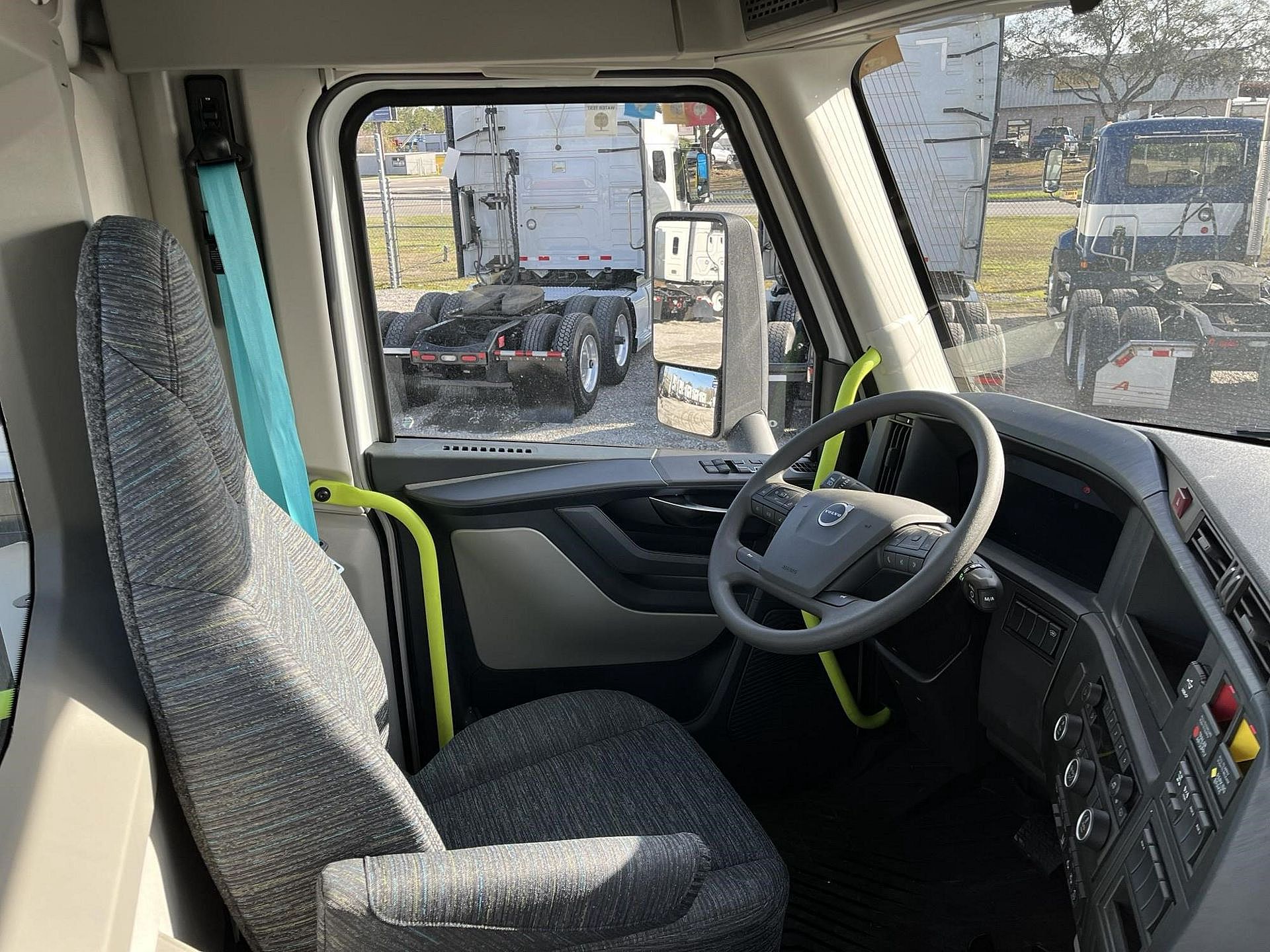 2025 Volvo VNL For Sale | Day Cab | #1221822