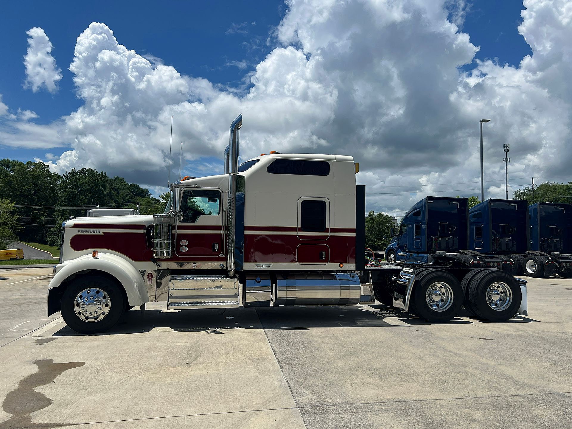 2026 Kenworth W900L For Sale | 86" Sleeper | #0602308