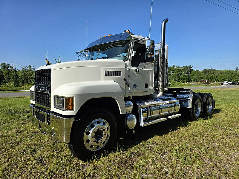 2025 Mack Pinnacle PI64T For Sale | Day Cab | #13MU015201
