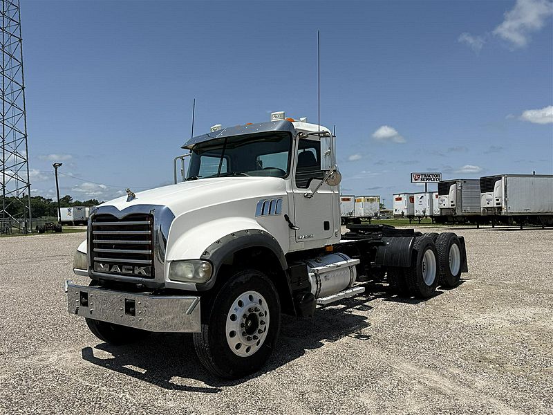 2009 Mack Granite GU713 For Sale | Day Cab | #7556
