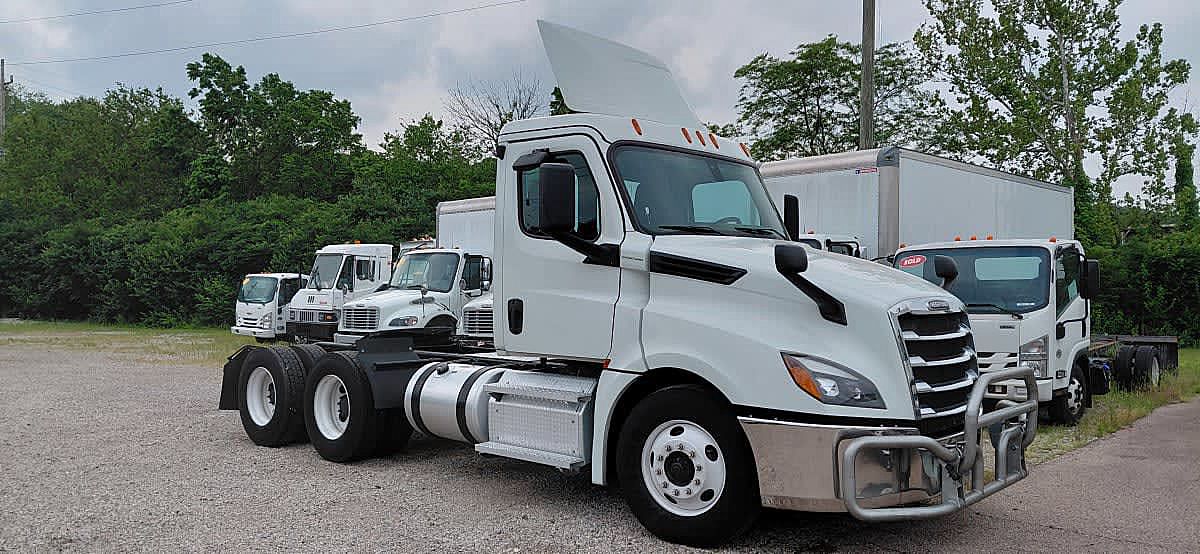 2020 Freightliner NEW CASCADIA PX12664 For Sale | Day Cab | #881296