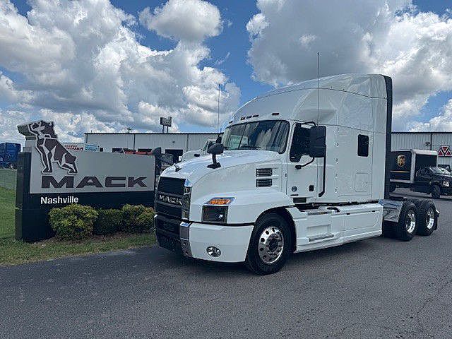2021 Mack Anthem AN64T M742 For Sale | 70" Sleeper | # 02AN041684