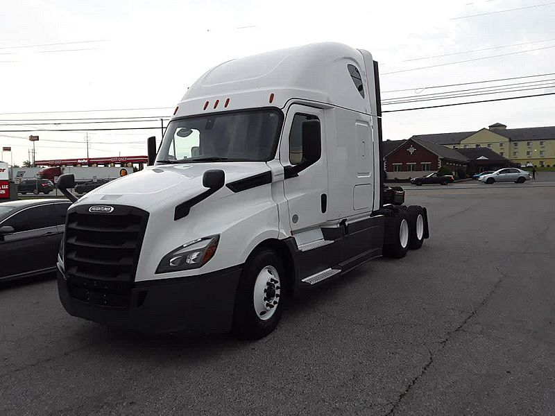 2019 Freightliner CASCADIA For Sale | 62" Sleeper | #588033