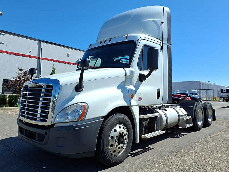 2018 Freightliner CASCADIA 125 For Sale | Day Cab | #680639