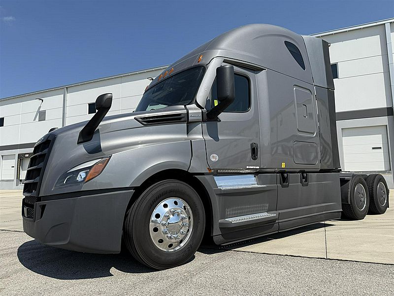 2021 Freightliner Cascadia For Sale | 72" Sleeper | #MO10353