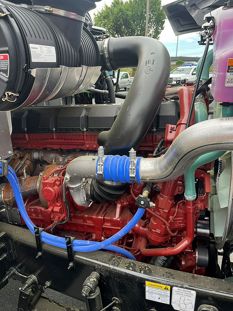 2026 Mack Pinnacle PI64T M778 For Sale | Daycab Sleeper | #M017916