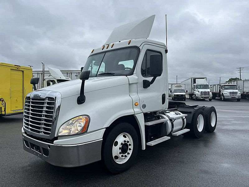 2019 Freightliner CASCADIA 125 For Sale | Day Cab | #813592