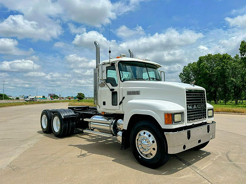 2006 Mack Pinnacle CHN613 For Sale | Day Cab | #0602736
