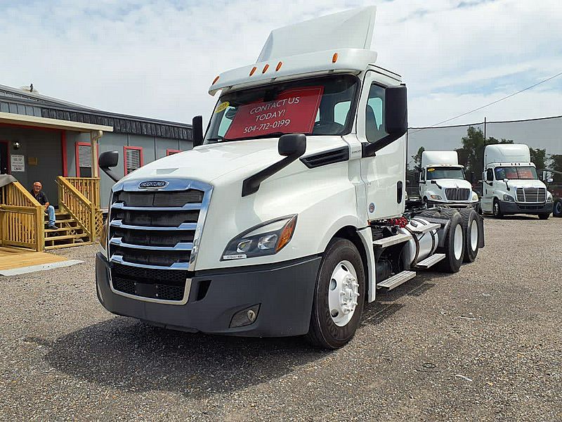 2020 Freightliner NEW CASCADIA PX12664 For Sale | Day Cab | #878437