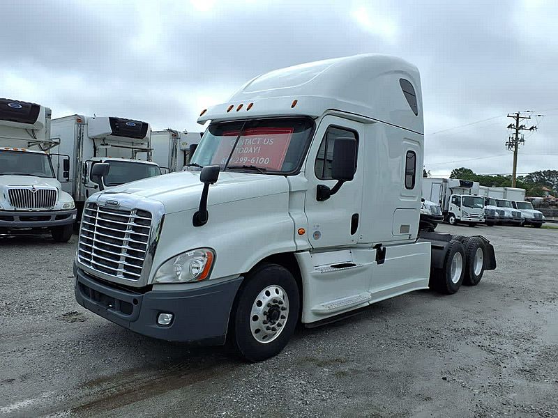 2020 Freightliner CASCADIA 125 For Sale | 72" Sleeper | #875210
