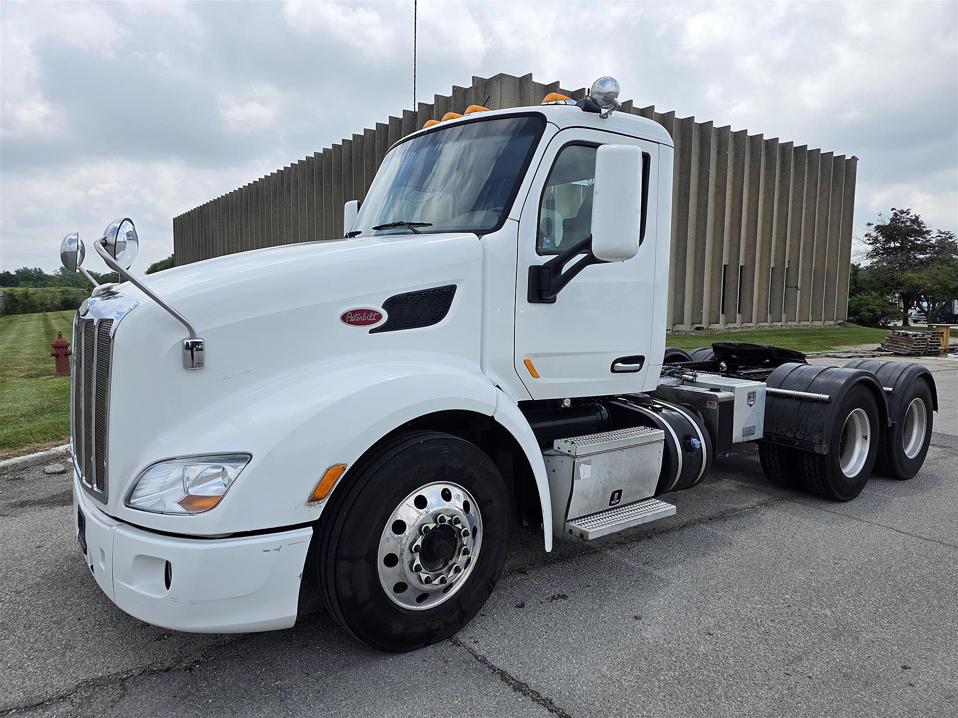 2017 Peterbilt 579 For Sale | Day Cab | #639