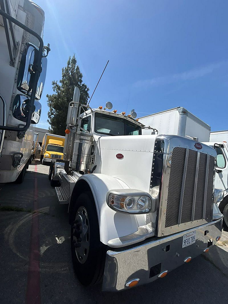 2018 Peterbilt 389 For Sale | Day Cab | #761819