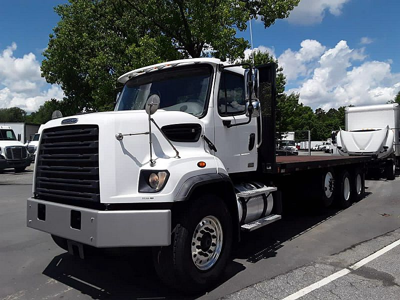 2015 Freightliner 108SD For Sale | Stake Bed | #305368