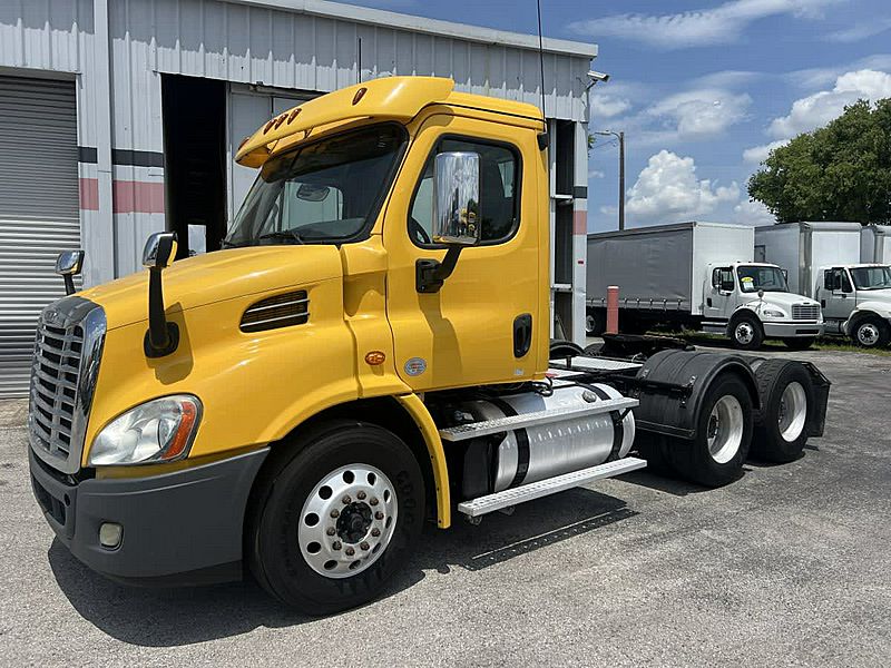 2018 Freightliner CASCADIA 113 For Sale | Day Cab | #786008