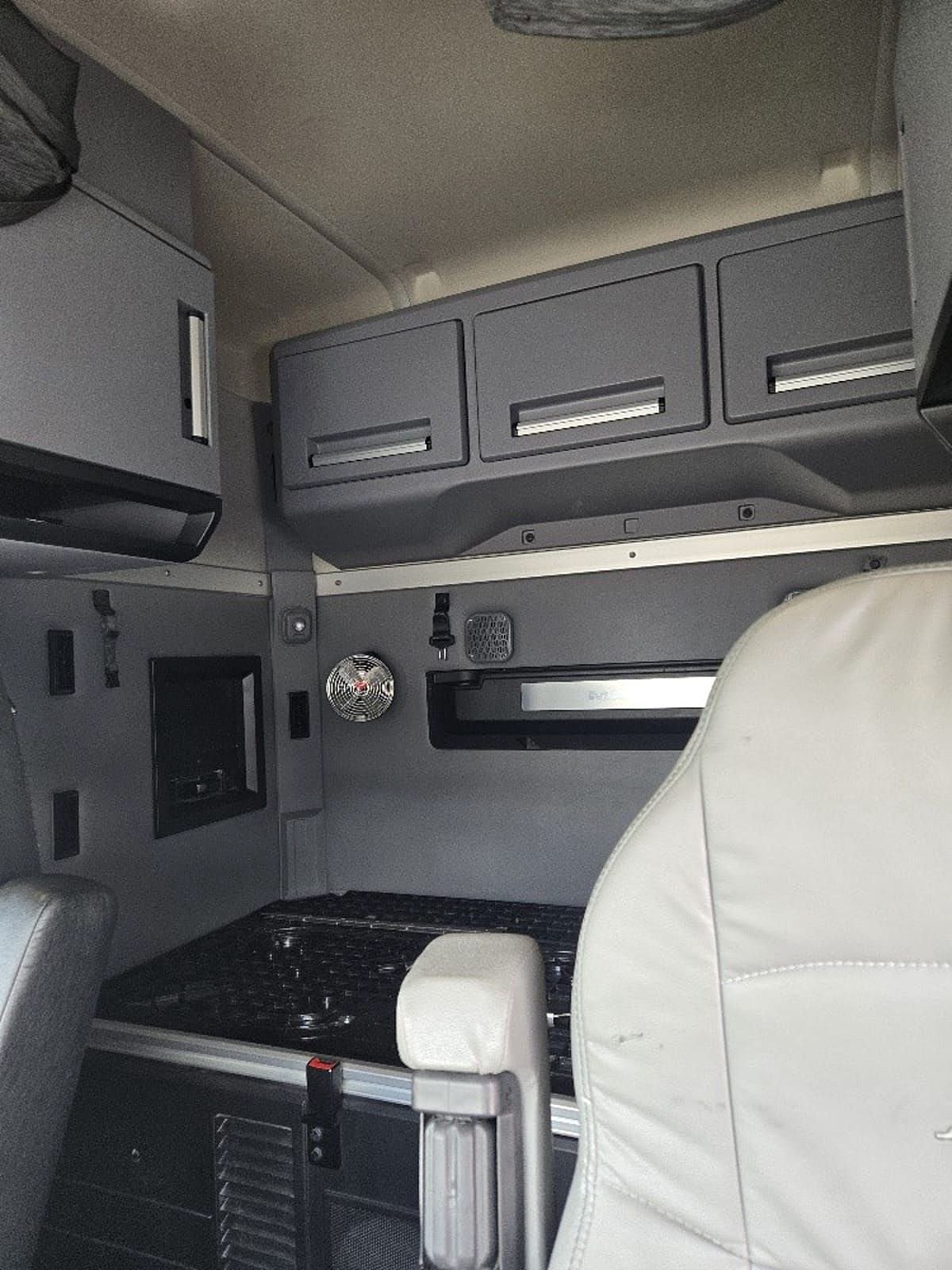 2020 Mack ANTHEM 64T For Sale | 61" Sleeper | # TAT008064