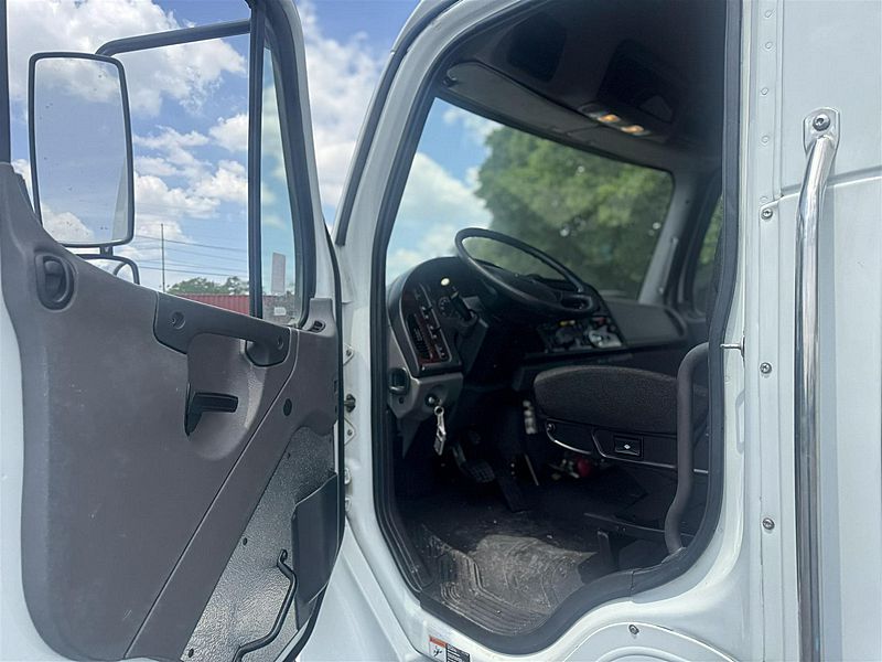 2018 Freightliner M2 Crew Cab For Sale | 24' Box | Non CDL | #3470