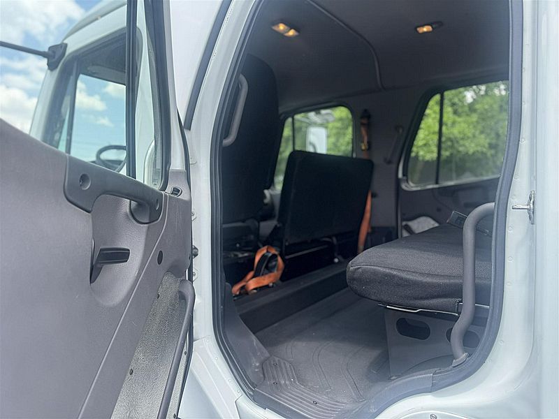 2018 Freightliner M2 Crew Cab For Sale | 24' Box | Non CDL | #3470