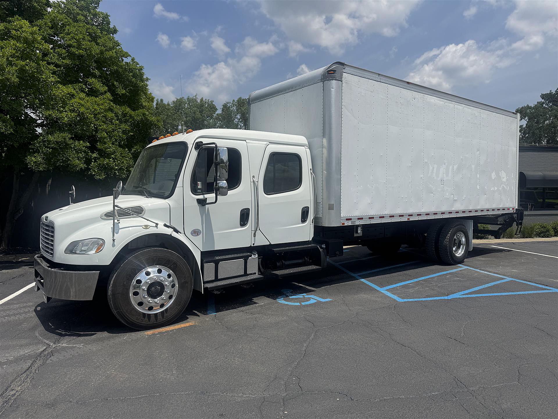 2018 Freightliner M2 Crew Cab For Sale | 24' Box | Non CDL | #3470